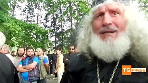 მამაო ივანიშვილმა მისი ბიჭი გაათხოვოს გეიზე Coub The Biggest Video