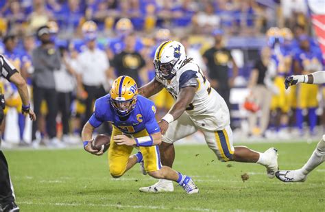 Notebook Stills Performance Donaldsons Pass Blocking Earn Praise