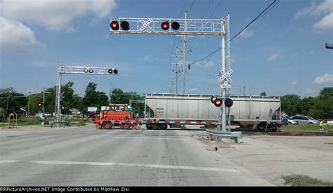 Stopped By A Shuttlewagon