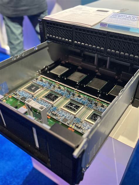 Ocp Oam Standard，high Speed P2p Connection Support 8 Gpu For Training Fast Mover To The