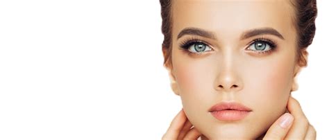 Understanding The Differences In Eyelid Shapes Across Ethnicities