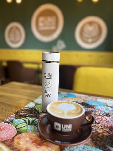 Zulaa Сүү 4 7к Талх 2 9к Зүгээр л би хэлж үзэж бгаа шөөө Уул нь 400 орчмын цалин ажилтандаа