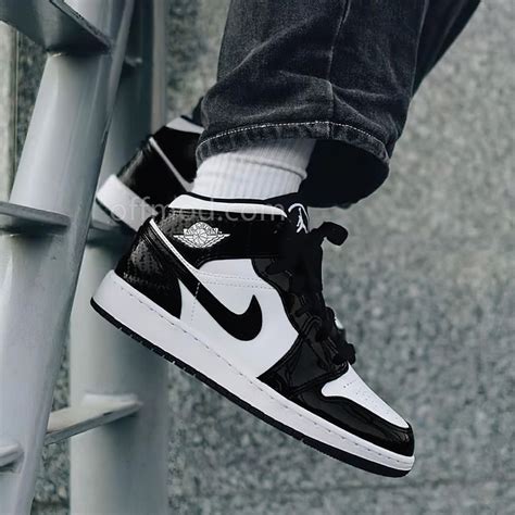 کتونی نایک ایر جردن Nike Air Jordan 1 آف مُد