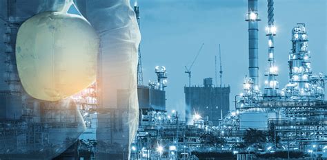 건설 현장에서 노동자를 가진 이중 노출 엔지니어 배경에 혼합 미디어 강철에 대한 스톡 사진 및 기타 이미지 강철 건설 산업