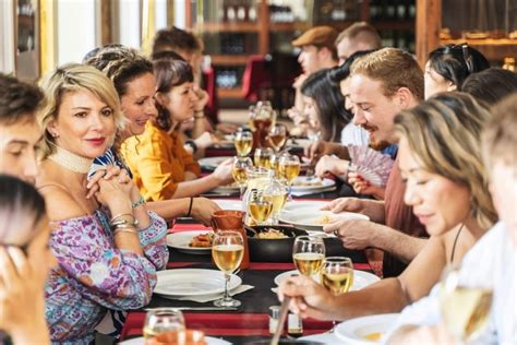 리스본 워킹투어 음식 시식 And 음료가 포함된 시내 워킹 투어 리스본 마이리얼트립