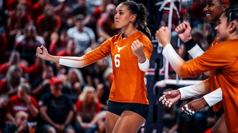 These 5 College Athletes Are Shaking Up Womens Sports Us Weekly