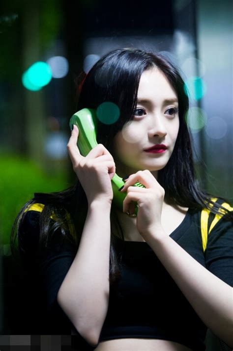 周洁琼写真周洁琼高清壁纸 随意云