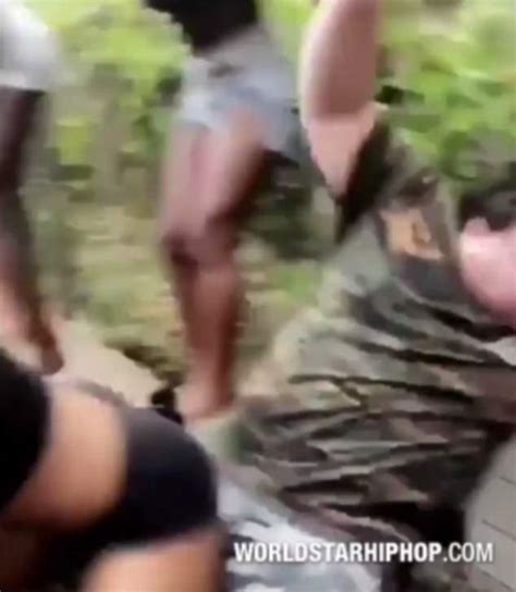 Moment A California Man Falls Over When Girl Twerks On Him Daily Mail Online