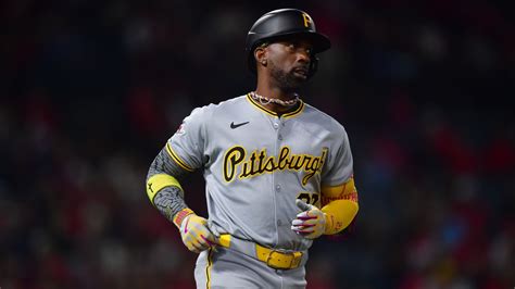 Andrew Mccutchen Claps Back At Critic After Improved Pirates Game