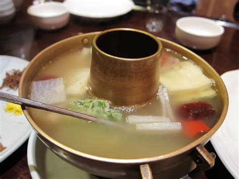 신선로 Hot Pot Part Of The 송학정식 At 용수산 Yongsusan In La Flickr
