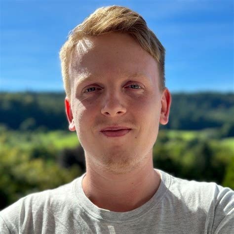 Eugen Bondarev Medium