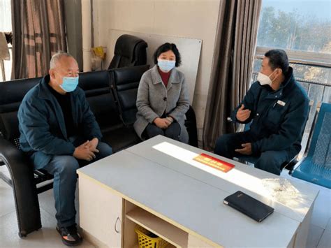 李红梅走访慰问退休老干部和州委联系专家生活发展楚雄州