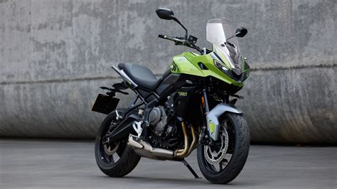 10 Most Versatile Middleweight Bikes For All Round Fun