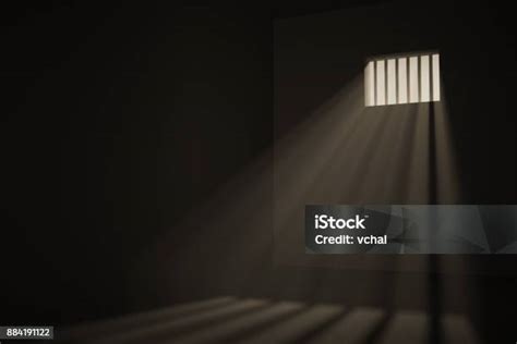 빈 감옥 셀입니다 감옥에서 창을 통해 빛나는 빛의 광선 3d 렌더링 그림 빛에 대한 스톡 사진 및 기타 이미지 빛 안전창 죄수 Istock