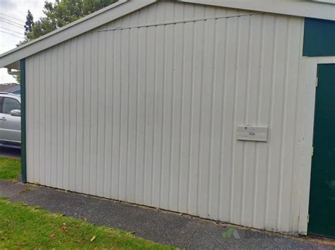 Fibrolite Cladding Removal 564350 Builderscrack