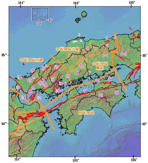 中国四国地方の地震活動の特徴 活断層全体表示