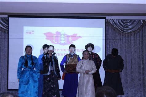 Ражив Гандийн нэрэмжит Үйлдвэрлэл Урлалын Политехник Коллеж