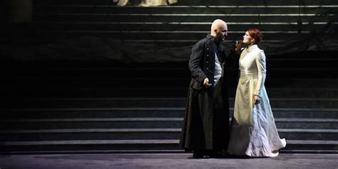 Mario Cassi Lord Enrico Ekaterina Bakanova Lucia Foto Di Roberto Ricci Nun Dress Coat