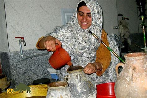 ماهی موتو یا آنچوی؛ ماهی کوچکی که بد بوترین و عجیب‌ترین غذای ایران با