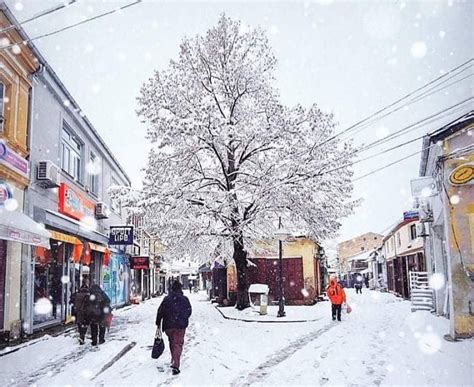 Старата битолска чаршија како за на разгледница АПЛА мк Без пардон за Битола