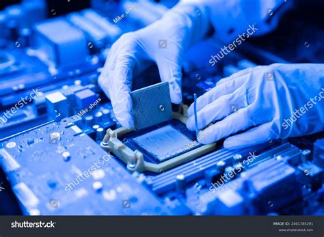 Process Installation Processor Cpu Socket Hands Stock Photo 2401785291 Shutterstock
