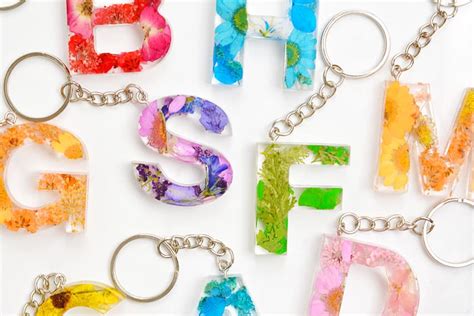 Diy Resin Keychain How To Make Resin Letter Keychains