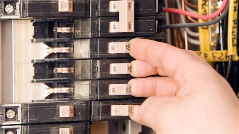 How Does A Circuit Breaker Protect A Refrigerator