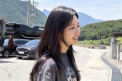 63억 건물주인데 1년 내내 같은 에코백 들고 다닌다는 여배우 근황