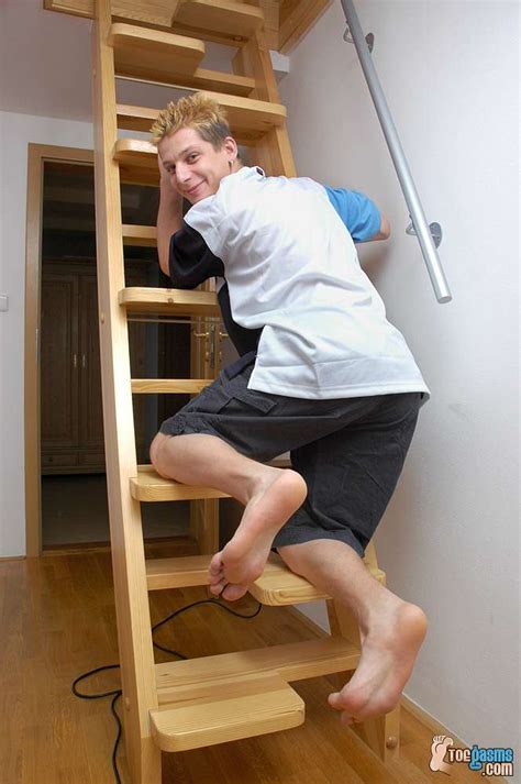 Toegasms Twink Legs Hunk Ws