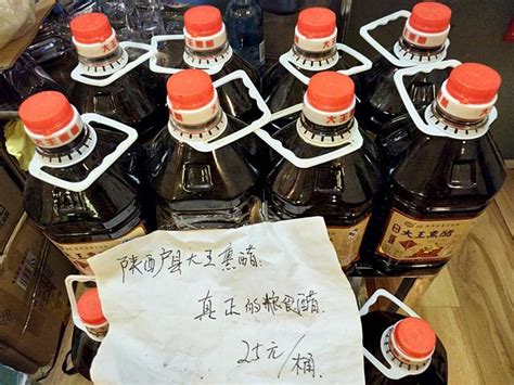 實拍18元錢吃碗地道的油潑麵還能欣賞現場架子鼓表演太值了 每日頭條