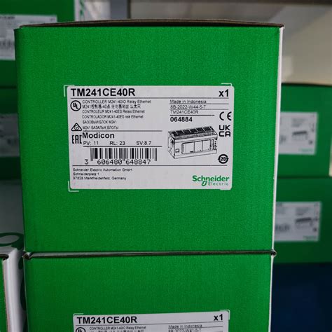 schneider plc programmable logic controller tm241ce40r tm241ce40t tm241ce40u buy tm241ce40r