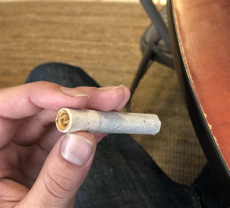 Got Like 4 Diff Strains In Here 😴🔜🔜 R Artofrolling