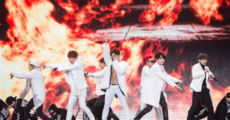 2014 Mama′ 방탄소년단 지민 파격 복근 노출