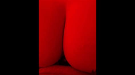 Domme Hotwife 挑逗贞操笼中的 Cuck