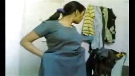 Deviya Strips Fully On Cam