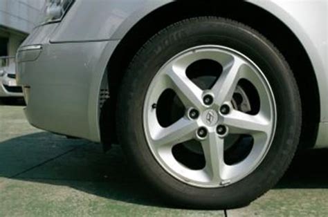 장형성 교수의 자동차 이야기15 자동차 바퀴와 안전운전