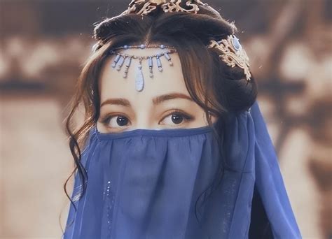 Liu Yifeis Mother Liu Xiaoli 64 Year Old Single Aristocrat More Beautiful Than Her Daughter