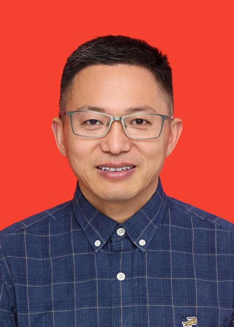 张军L 重庆师范大学外国语学院