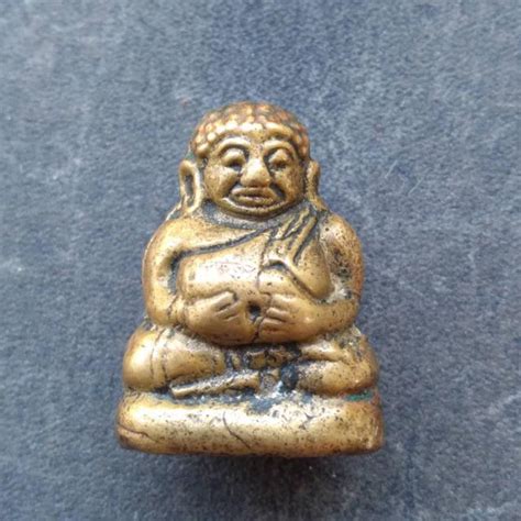 พระสังกัจจายน์หลวงพ่อเงิน วัดบางคลาน Ennxo