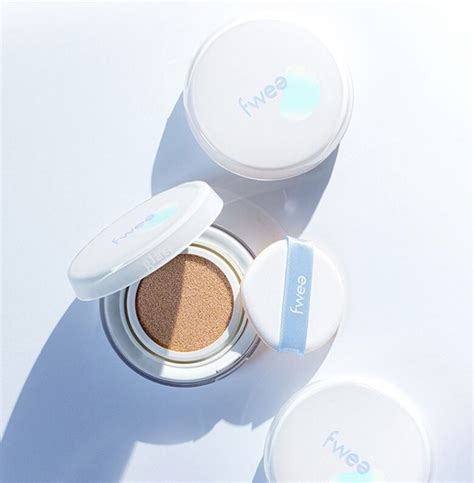 퓌 쿠션 글래스 새상품 세컨웨어헬로마켓