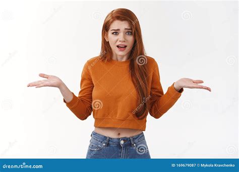 What I Do Wrong Confused Annoyed Redhead Girlfriend Complaining Strange Accusations Shrugging