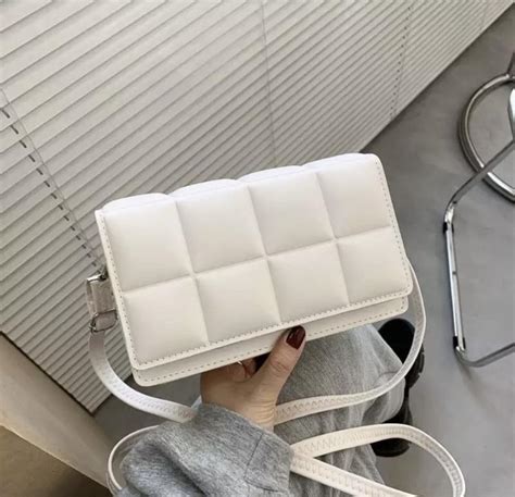 Сумка Zara — ціна 450 грн у каталозі Крос боді Купити аксесуари за доступною ціною на Шафі