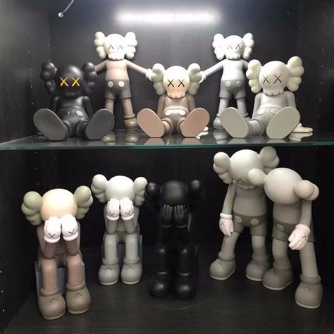 Qc On Kaws Doll Rhagobuy