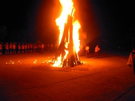 Susunan Dan Tata Cara Upacara Api Unggun Kilas Nusantara