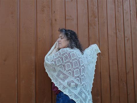 Ravelry Create A Triangular Shawl Pattern By Janet Weston