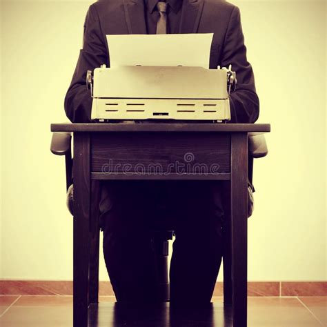 Man Typing On An Old Typewriter Stock Image Image Of Agency Effect