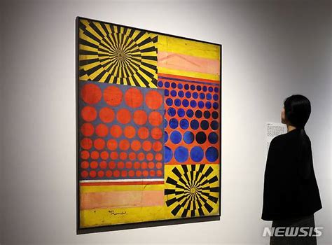 문복철의 작품 67 102 국립현대미술관 한국의 기하학적 추상미술 전시작