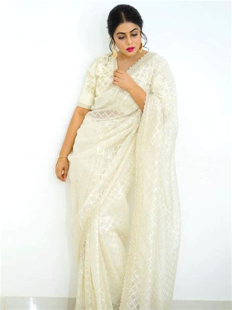 புடவையில் கலக்கும் நாயகி பூர்ணாவின் ரீசெண்ட் க்ளிக்ஸ்