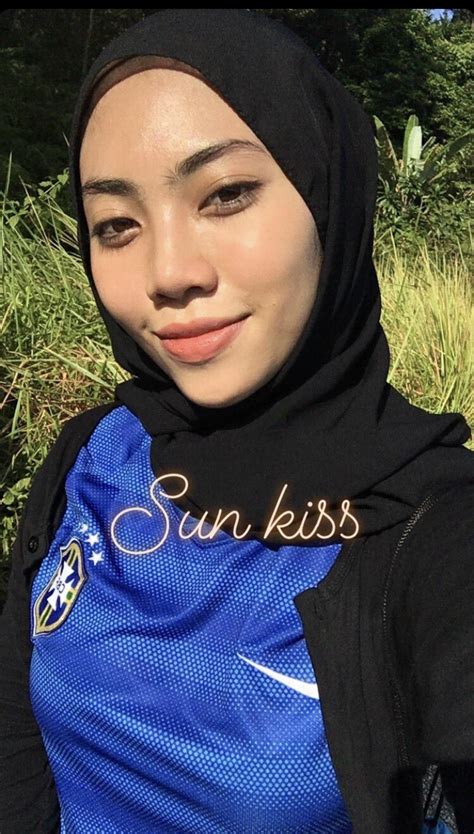 Give Your Caption R CheatingCaptions