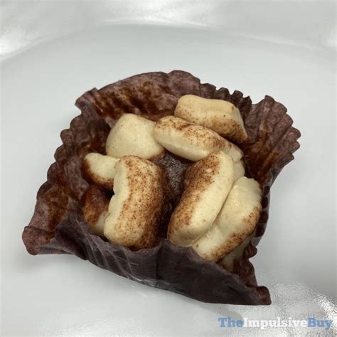 Review Pillsbury Heat And Eat Cinnamon Roll The Impulsive Buy